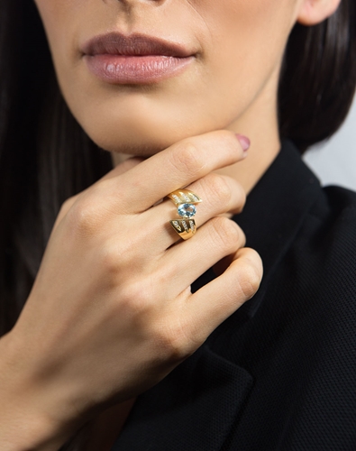 Anel de Topázio Azul e Diamantes Coliseu, ouro 18k aro aberto